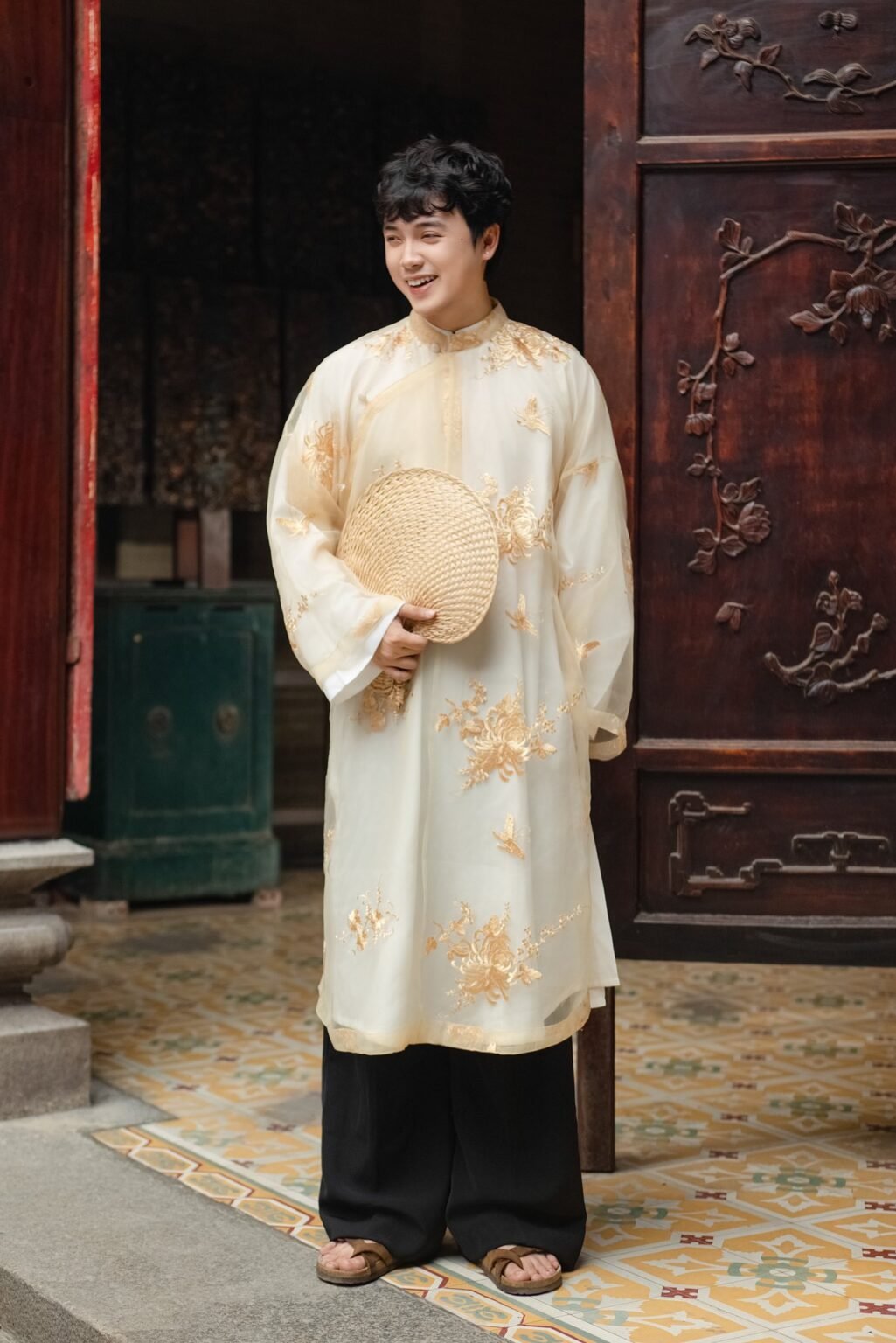 Cho Thuê Áo Dài Nam Hoa Cúc Voan 2 Lớp OAO (Có Bigsize) | Tiệm Nhà Bông